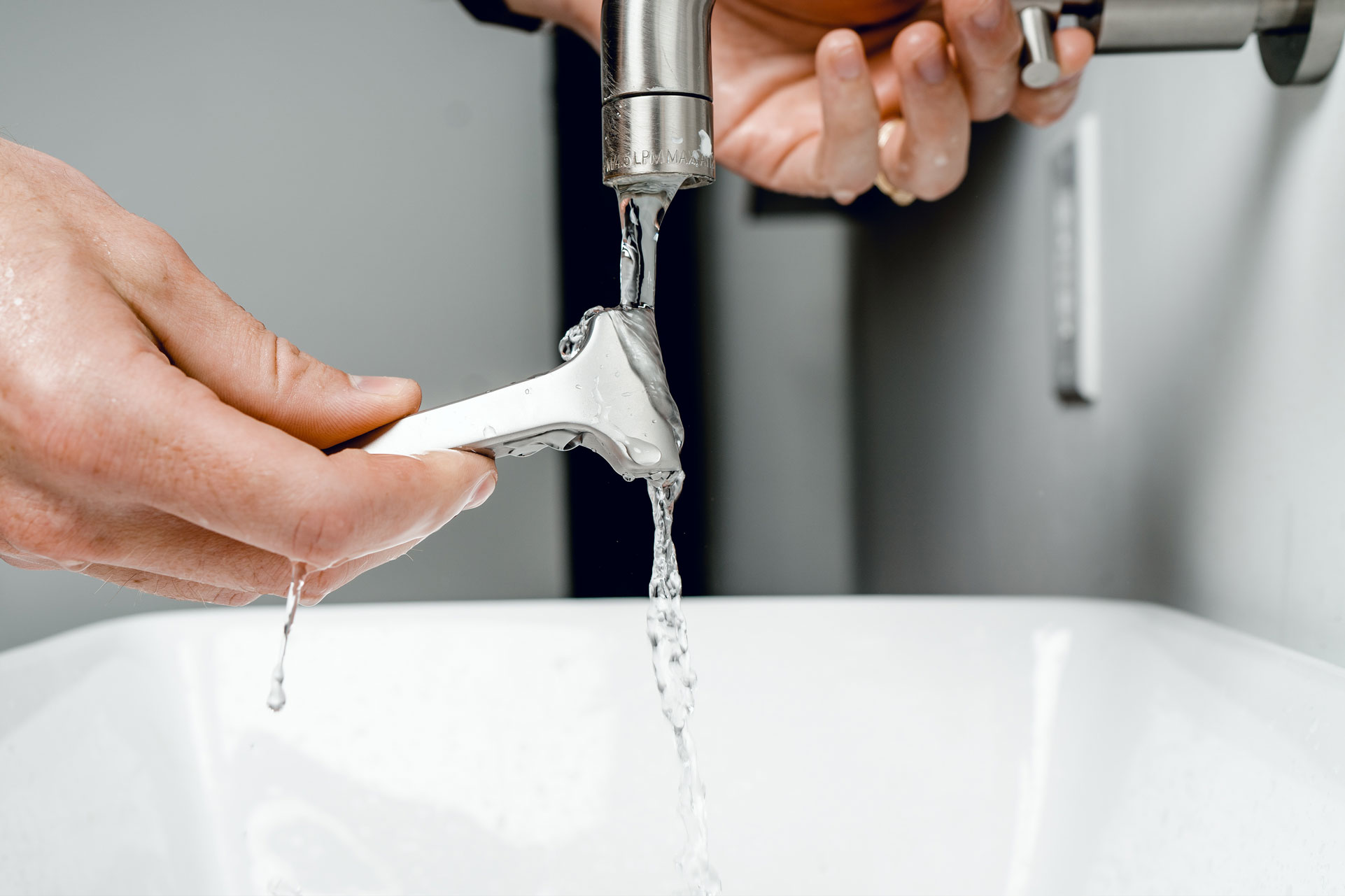 10 better ways to spend your time than waiting for your hot tap to run ...